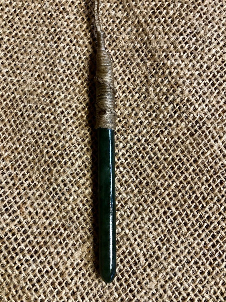 Roimata drop – Darryn Rae Carving