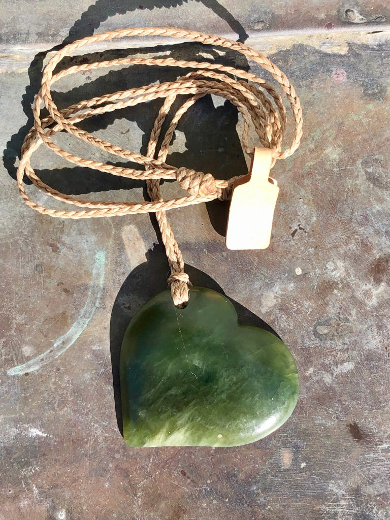 Jade Love Heart – Darryn Rae Carving